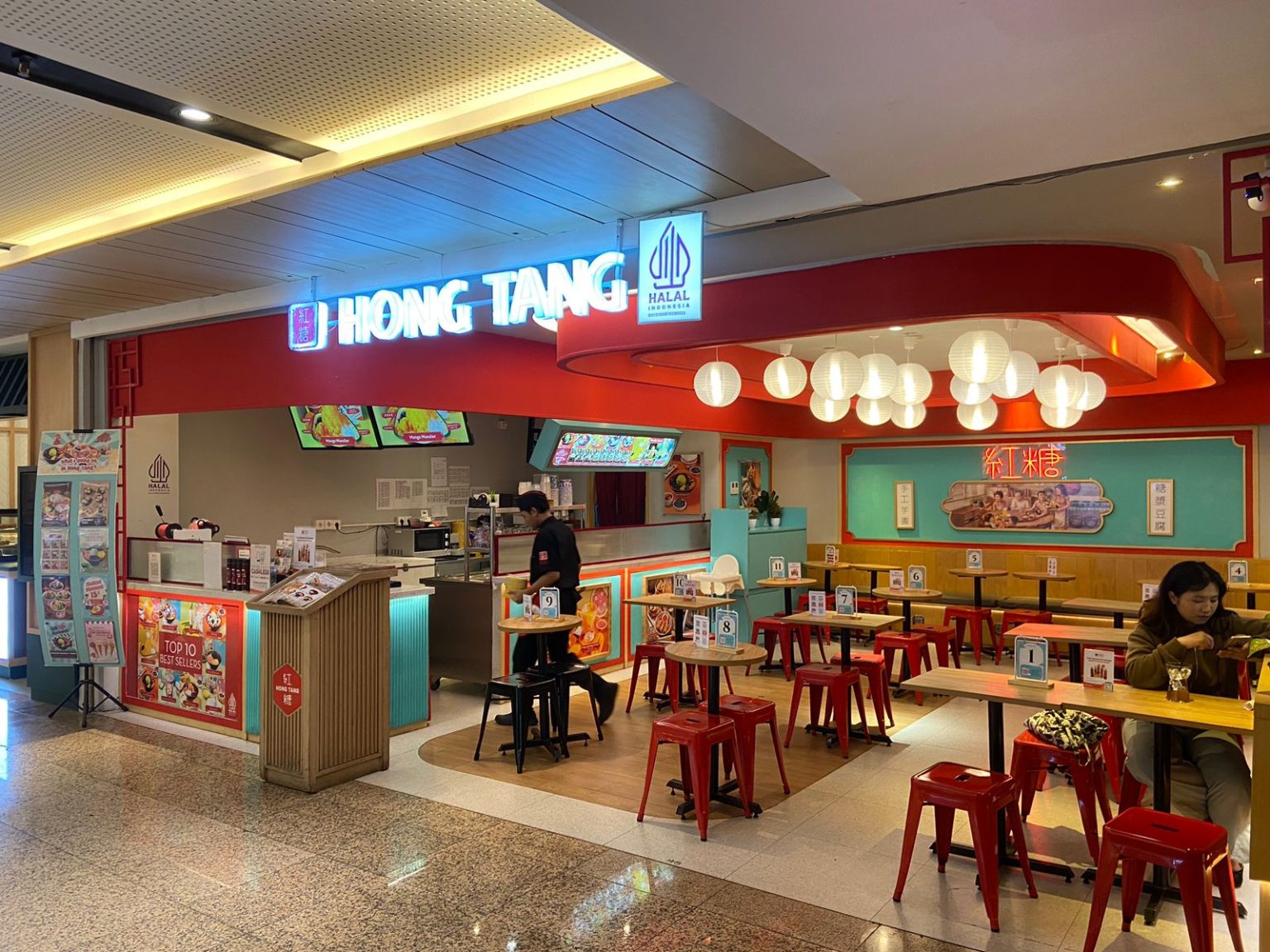 HONG TANG – Plaza Blok M